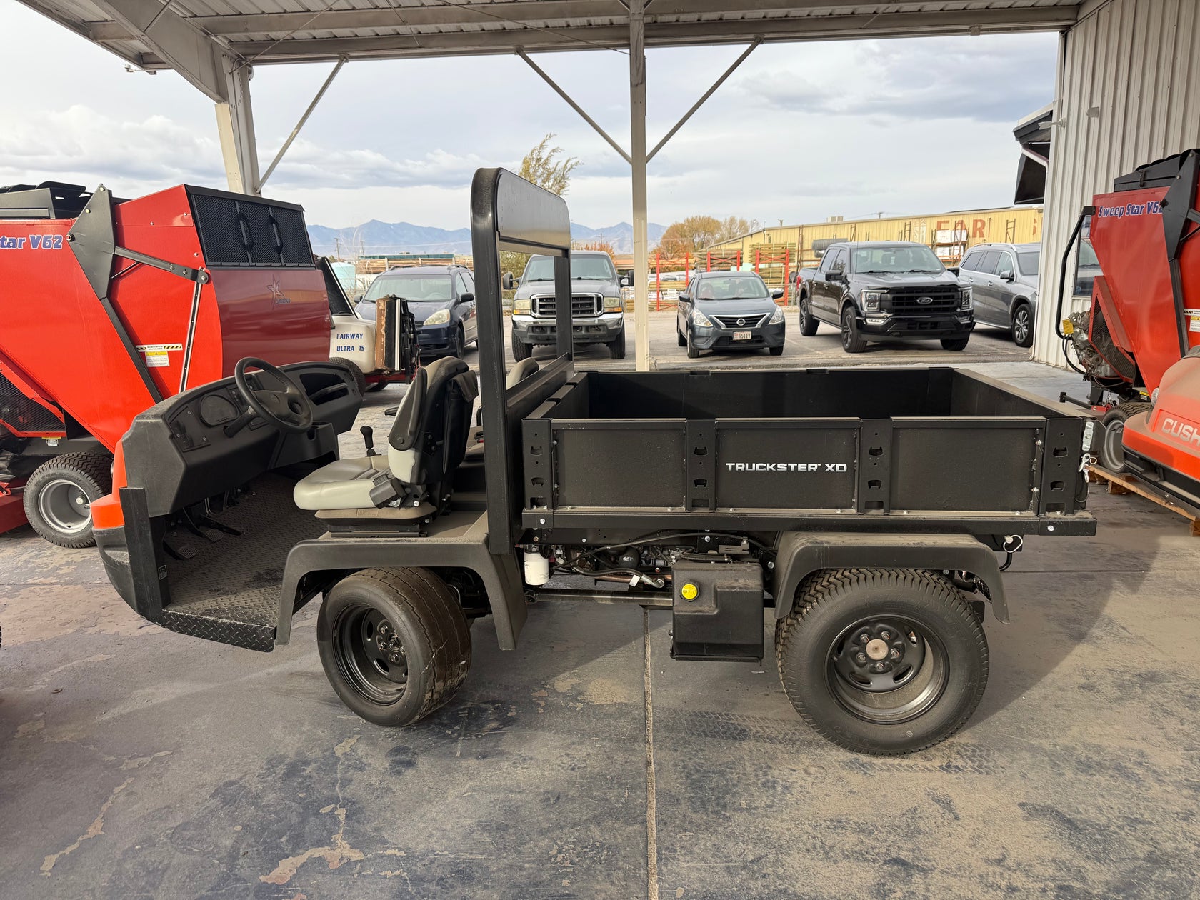 Cushman Truckster XD – Fully Equipped Workhorse Utility Vehicle – RMT ...